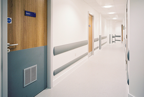 Crash Rail Hospital Corridors | CS Acrovyn® SCR50M