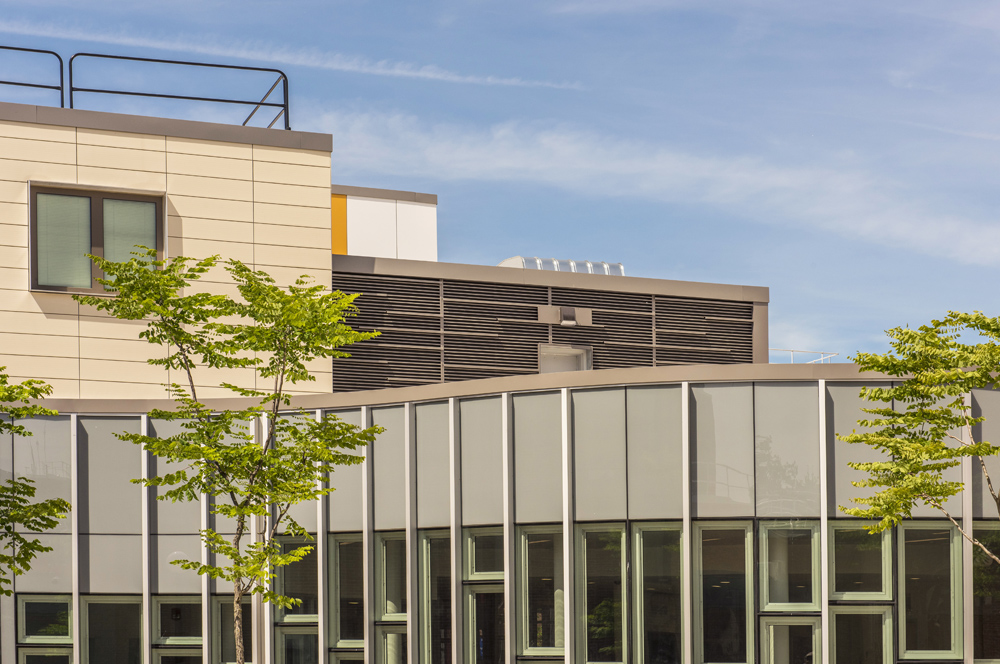 Project Gallery | Hutchings Psychiatric Center | CS Bold Line Louvres