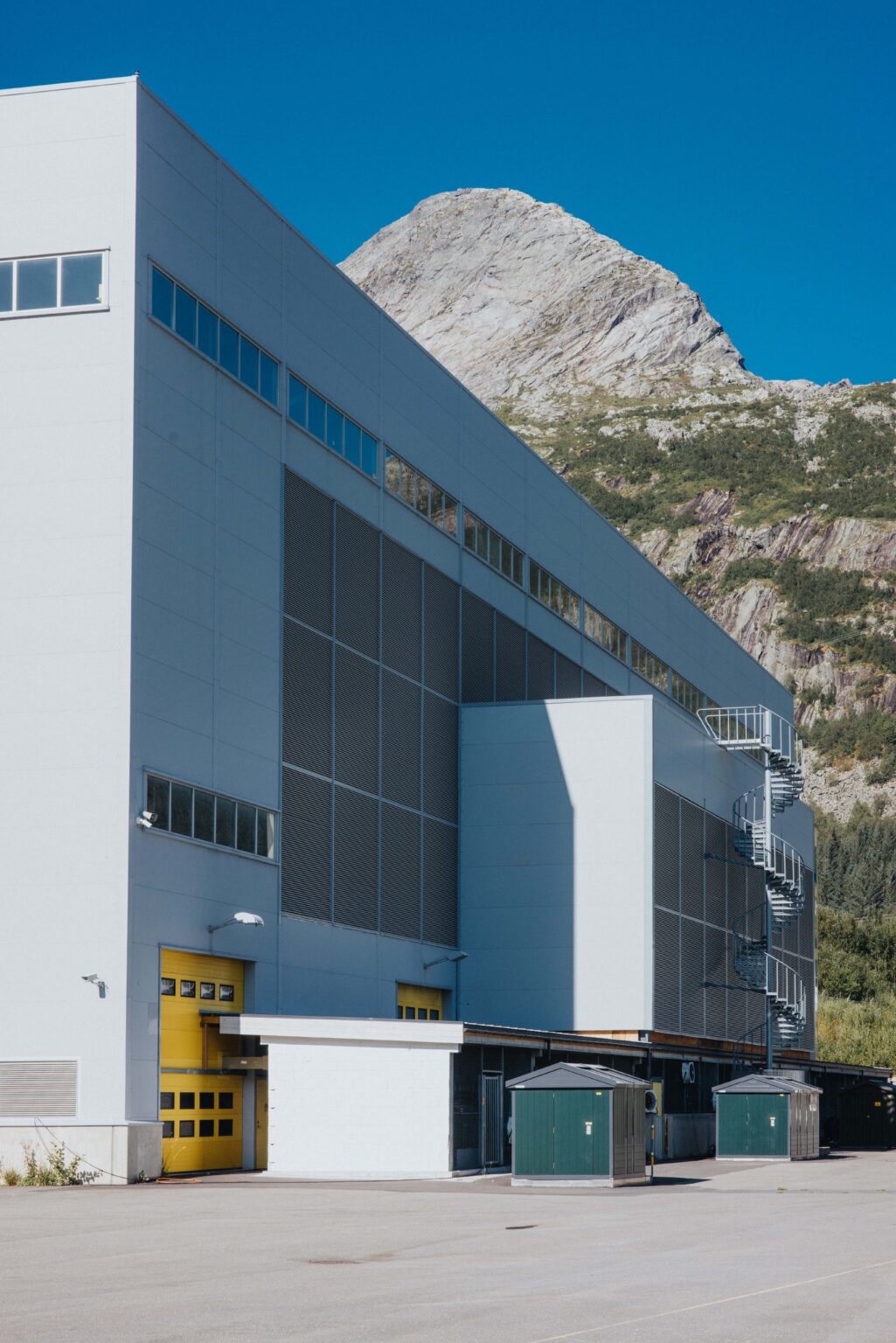 Case Study: Arkon Energy Data Centre | CS Rain Defence Louvres